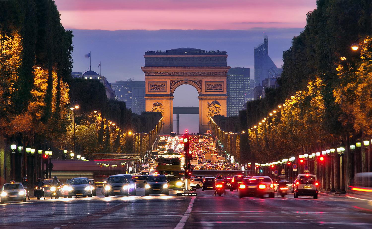 Fly to Paris: the places you must see - Luxwing